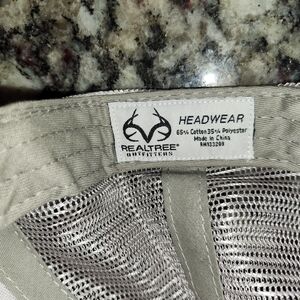Realtree | Accessories | Realtree Grey Snapback Womens Hat With White ...